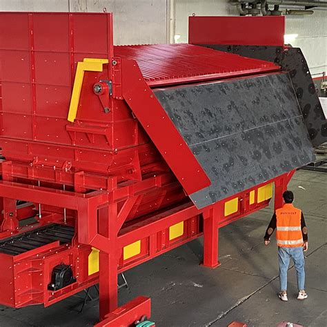 Apron Feeder — Unibelt