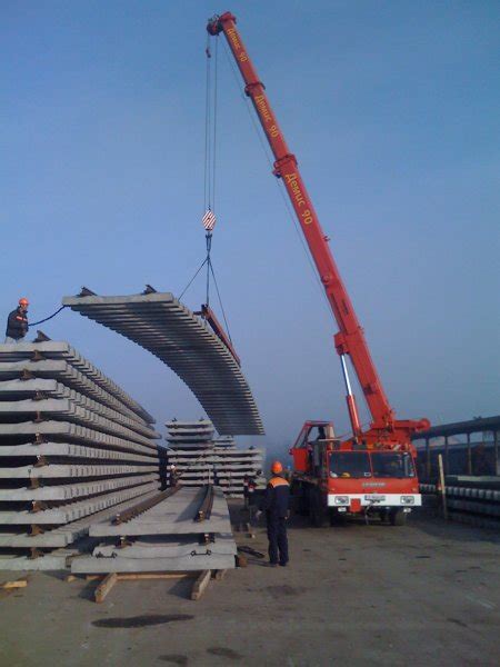 Автокран Liebherr Lt 1050 S 50 тона 32 м стрела Демис 90 строителна механизация кранове