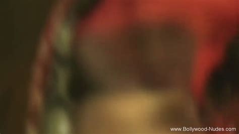 Sensual Indian Dancers Captivating Movements