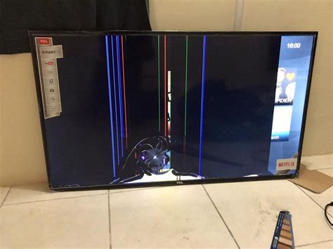 For Sale TCL TV Screen Damage Make A Offer And Take It Kingston