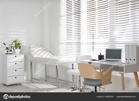 Modern Doctor Office Design