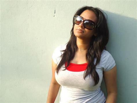 Londonkings Dhaka City College Hot Girls Romantic Pictures