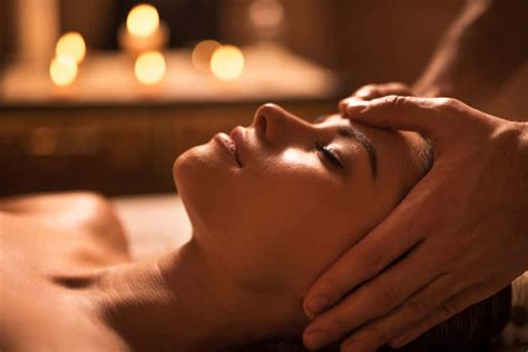 100 Massage Pictures