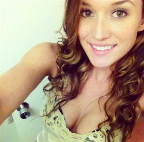 40 Truly Beautiful Girls 40 Photos Klykercom