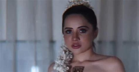 Urfi Javed Is A Temptress As She Wears Nothing But Covers Herself Only
