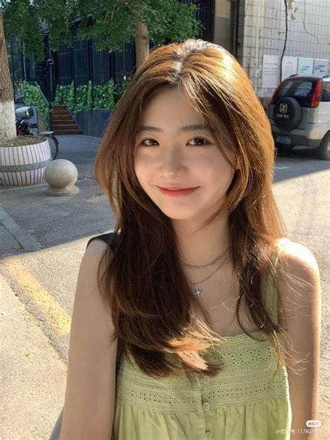 40 ลุคแต่งหน้าไปเดต เปลี่ยนลุคเป็นสาวสวยรวยเสน่ห์ พิชิตใจหนุ่ม Gaya Rambut Untuk Rambut Tipis