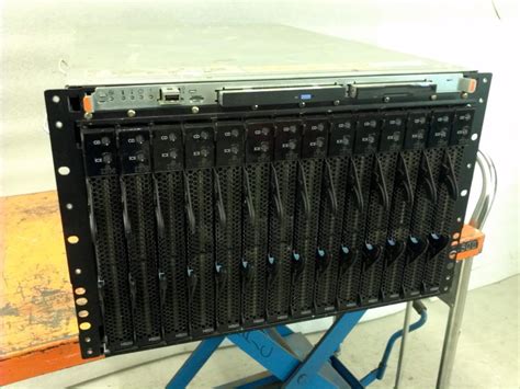 IBM 8677 1XX BladeCenter E Chassis BMI Surplus