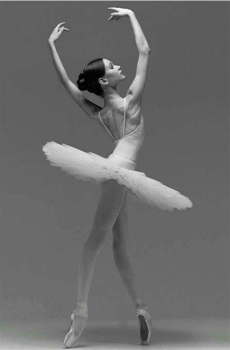 მაია პლისეცკაიას 14 დღიანი დიეტა როგორ ინარჩუნებდა ბალერინა იდეალურ წონასა და ფორმებს