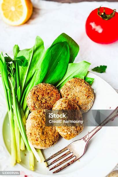 렌즈콩 커틀릿으로 즐길 수 있는 파프리카 및 죽 채소 토마토 벨리즈 0명에 대한 스톡 사진 및 기타 이미지 0명 다이어트 당근 Istock