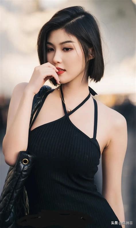 Cheng Ers Sexy And Charming Female Car Model Inews