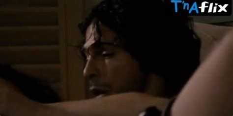 Ana Caterina Morariu Sexy Scene In Squadra Antimafia Palermo Oggi