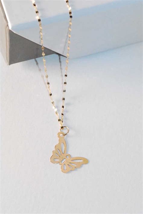 پلاک پروانه طلای تینا در بابل مازندران