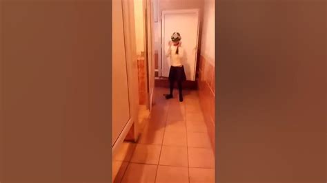 Зашла в туалет прикол Youtube