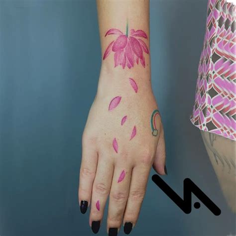11 Pink Flower Tattoos That Will Blow Your Mind