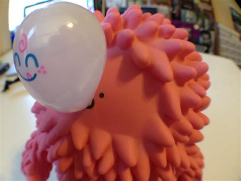 Closer Look At Treeson Bubble Fun Anyone Else Love The Bubble Fun Series R Vinyltoys