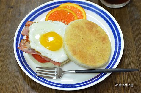 베이컨 에그 샌드위치 만드는법