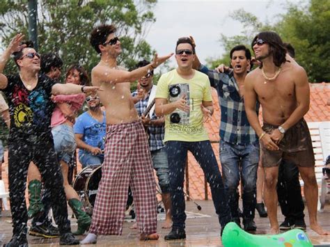 Munhoz E Mariano Gravam Videoclipe De Balada Louca Sertanejo Oficial