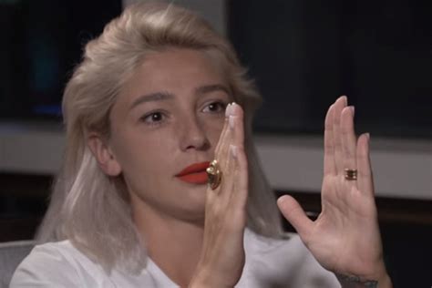 Анимированные обои с голыми девушками