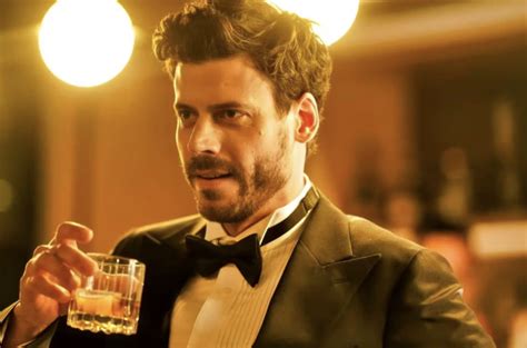 François Arnauds Sexy Hockey Body Transformation Revealed Gayety