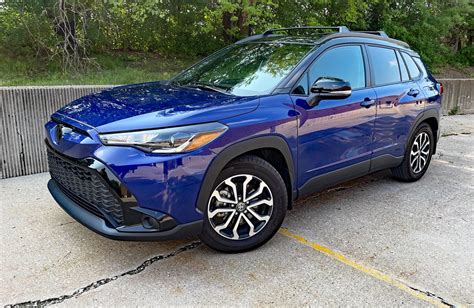 2023 Toyota Corolla Cross Hybrid Se Review Prices And Specs The