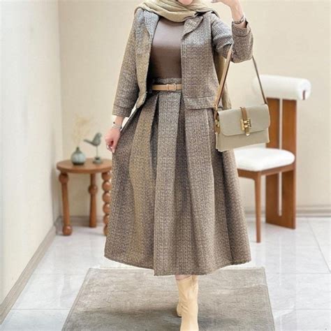 خرید و قیمت کت دامن زنانه کتدامن زنانه کت و دامن زنانه جنس ریما از غرفه