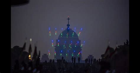 Botlab Dynamics The Startup Behind Dazzling Drone Show At Beating