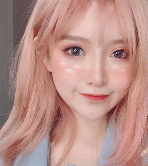 Ghim Của انشر صور بنات و ولد كورين Trên 1 Nữ Thần Tóc đẹp Tóc Nhuộm Màu