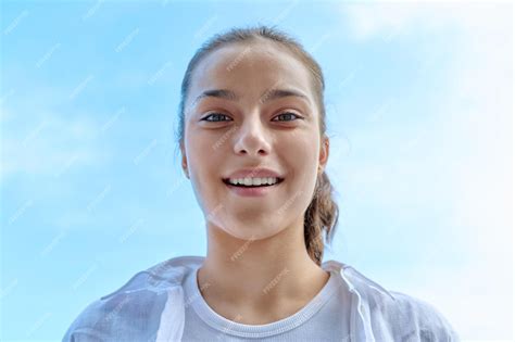 Premium Photo Happy Teenage Girl Smiling With Rhinestone Teeth