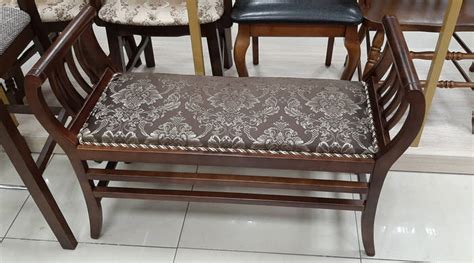 Купити Банкетка в передпокій деревяна з поручнями Чикаго Б2 колір на вибір ціна 4350 грн