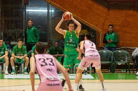 Vuk Stevanic Continúa En El Albacete Basket Noticias La Tribuna De Albacete