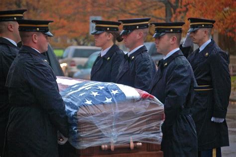 Mieczyslaus Miaskiewicz Returns Home After 67 Years Photos Salem