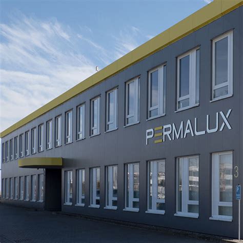 PERMALUX: Safety solutions and emergency lighting