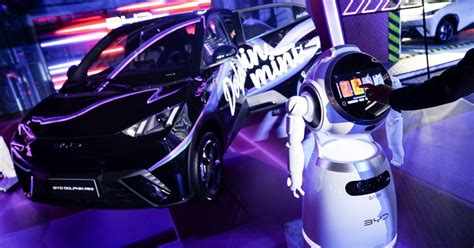 전기차 공장 앞다퉈 몰려드는 멕시코…한국 업체는 소극적