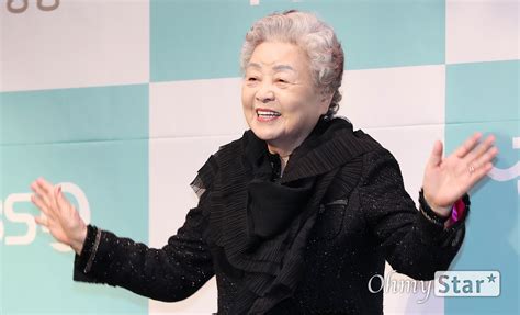 진짜가 나타났다 강부자 오랜만에 제작발표회 오마이포토