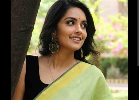 இயக்குனர் மற்றும் நடன இயக்குனர் தன்னிடம் மன்னிப்பு கேட்க வேண்டும் நடிகையின் வைரல் வீடியோ