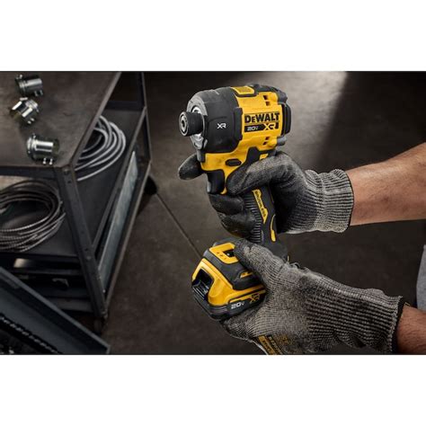 Dewalt Xr Quiet Hydraulic 20 Volt Max 14 In Brushless Cordless Impact