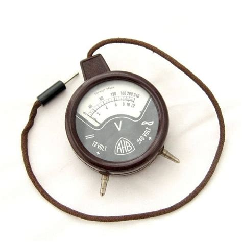 Ammeter Vs Voltmeter Difference And Comparison