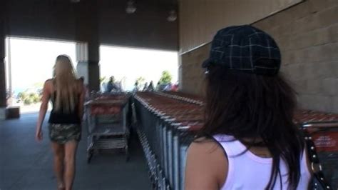 Kelly Madison And Sienna West Share A Cock From Run For The Border By Pornfidelity