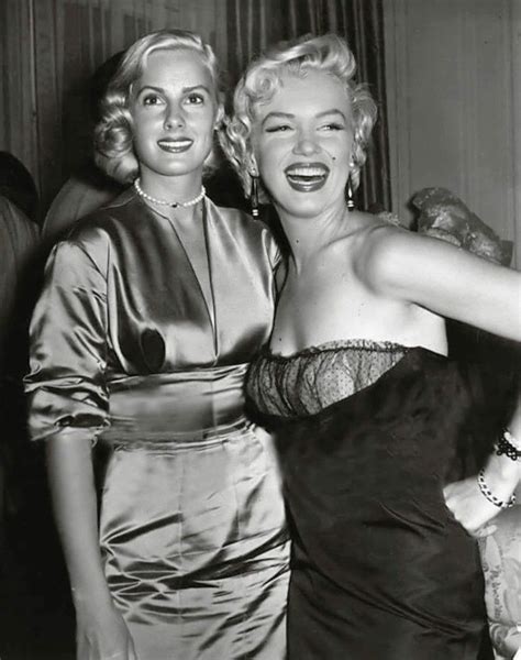 Pin By Lassen On Marilyn Monroe With Others Marilyn Monroe Photos