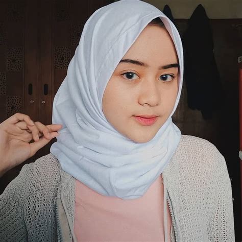 Putri Cinta Putricinta00 On Threads