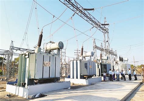 ဒုတိယဝန်ကြီး ဦးအေးကျော် မကွေးတိုင်းဒေသကြီးအတွင်းရှိ ၁၃၂ ကေဗွီ မကွေးပင်မဓာတ်အားခွဲရုံ မကြီးကန် က