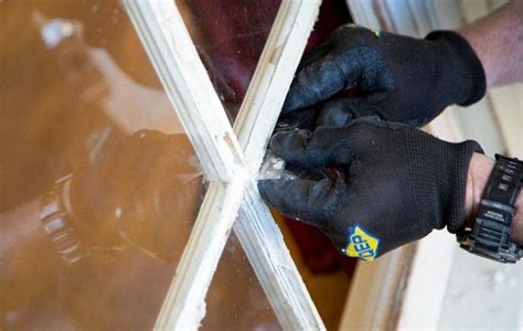 How To Replace Broken Window Pane Today S Homeowner