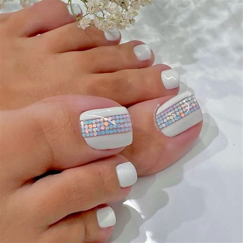 18 Amazing White Pedicure Designs For Your Toes Archeworks