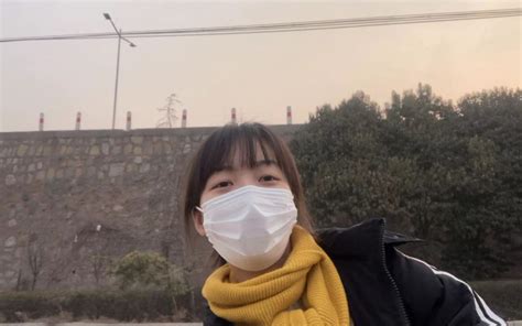 我爱上了搂席不用随礼的工作 王芳芳的快乐生活 王芳芳的快乐生活 哔哩哔哩视频