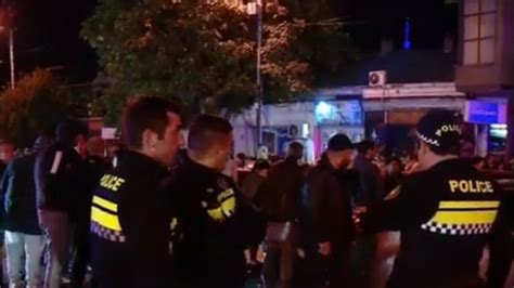 კაცს ჯერ მანქანით დაეჯახნენ შემდეგ კი იარაღიდან 4 ჯერ გაისროლეს რა დეტალები ხდება ცნობილი