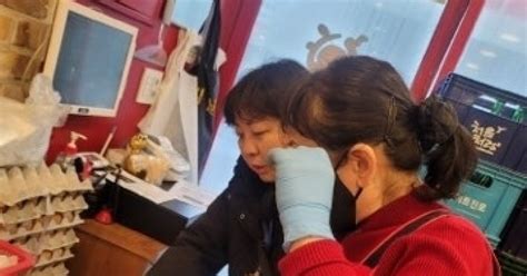 서울 명동 식당에서 사라져야 할 말 있다는데상인들 몰랐어요”