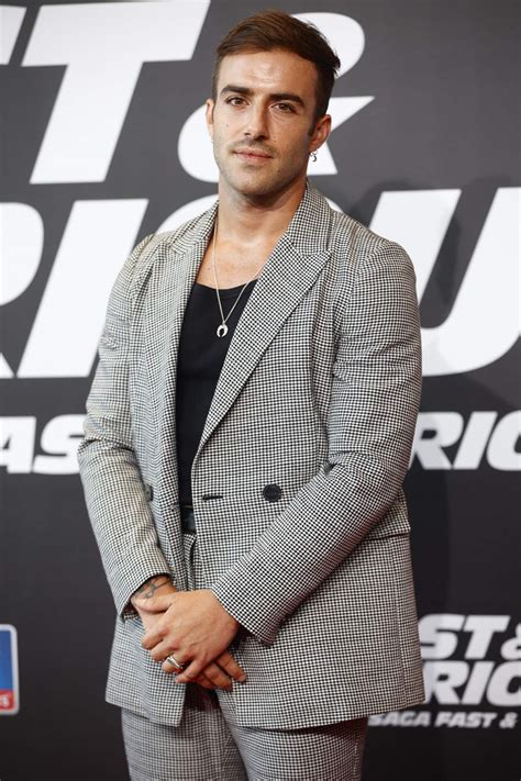 ¿quién Es Álvaro De Luna El Famoso Cantante Y Nuevo Novio De Laura