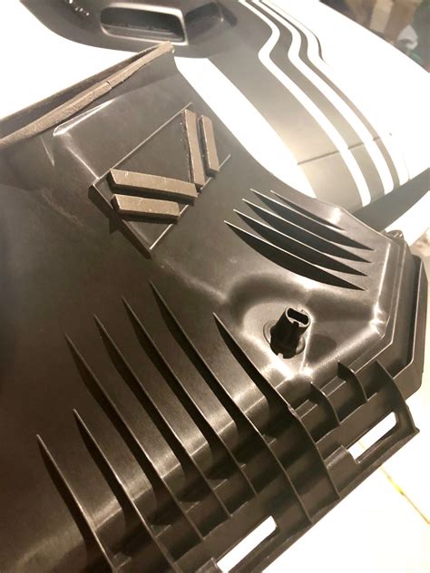 Hellcat Lower Airbox W Mopar Air Catcher Duct Lx Forums Forum