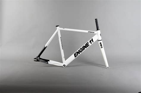 2023 엔진11 스프린터 트랙 프레임셋 화이트 스플래시 And 오션 블루 컬러 입고 소식 리뷰 네이버 블로그