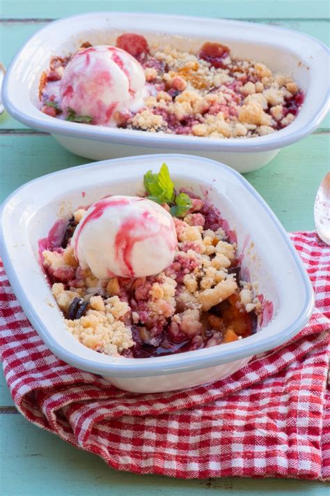 25 Easy Plum Recipes To Get The Most Out Of The Fruit Insanely Good